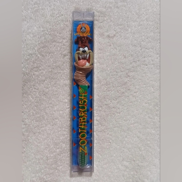 Warner Bros. | Other | Vintage Looney Tunes Taz Kids Zoothbrush ...
